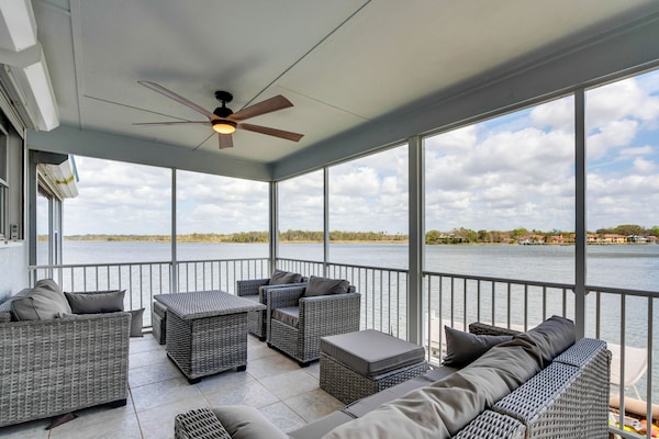 Waterfront Gem: Crystal River Family Home - Crystal River, FL