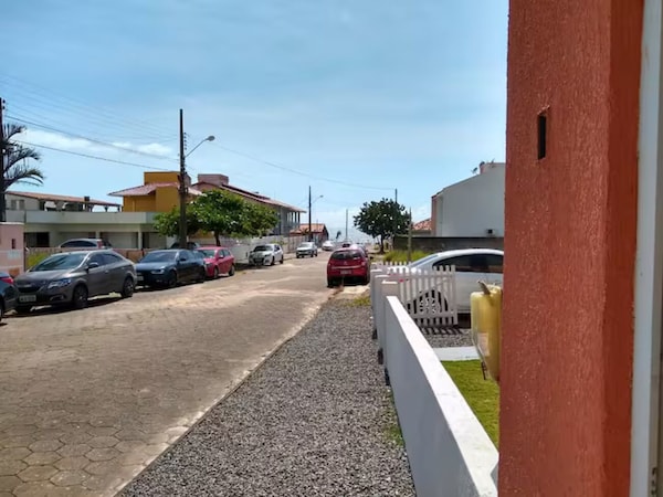 Apartamento 70 Metros Da Praia (1 Minuto A Pé). - Barra Velha