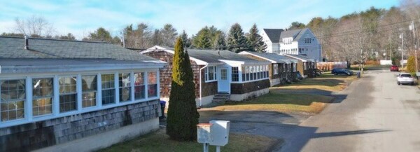 Sweet, Two-bedroom, One-bathroom Condo,  Two Short Blocks From The Beach! - Scarborough, ME