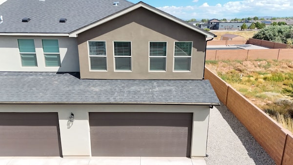 Brand New Home Sleeps 8-ultimate Family Retreat In Proximity Of National Parks! - Cedar City, UT