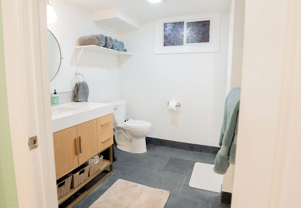 2-bedroom Apartment With Kitchen In Lander - Lander, WY