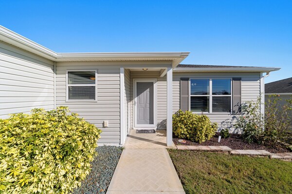 Charming 3-bedroom House With Golfcart And Wifi In The Villages - The Villages, FL