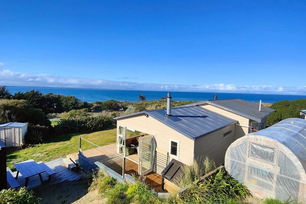 Spectacular Moana Views - Riverton/Aparima