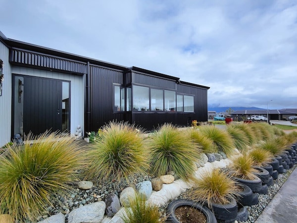 Te Anau Fiordlands Finest - Te Anau