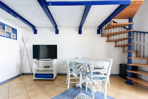 Captain Mike, Family Room Two Steps From The Sea - Piano di Sorrento