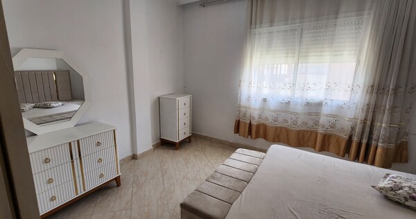 Grand Studio 2ieme Etage, Au Centre Ville Kelibia - Kélibia