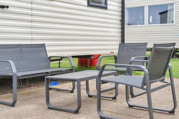 Escape To This Cozy Retreat Perfect For Families Or Groups, 55 Aberlady (Van Type - Bronze) - Haddington