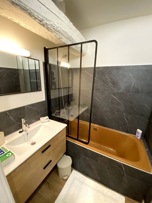 Petit Cocon Au Cœur De Vannes  Studio Charmant Ideal Pour 3 Pers - Vannes