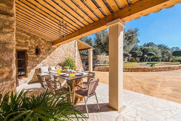 3-bedroom Charming Villa In Mallorca - Sineu