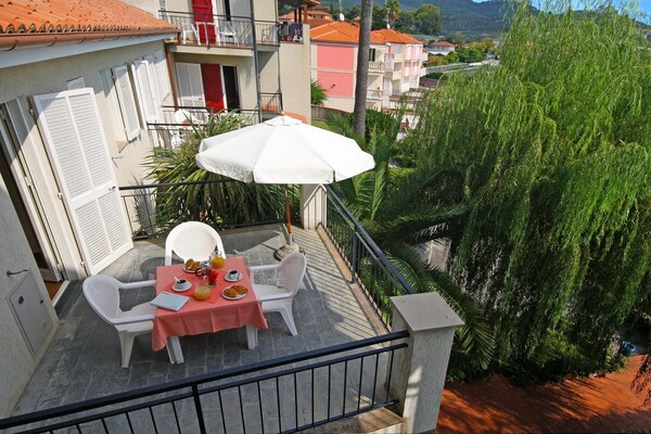 Appartement De Vacances à San Bartolomeo Al Mare - Diano Marina