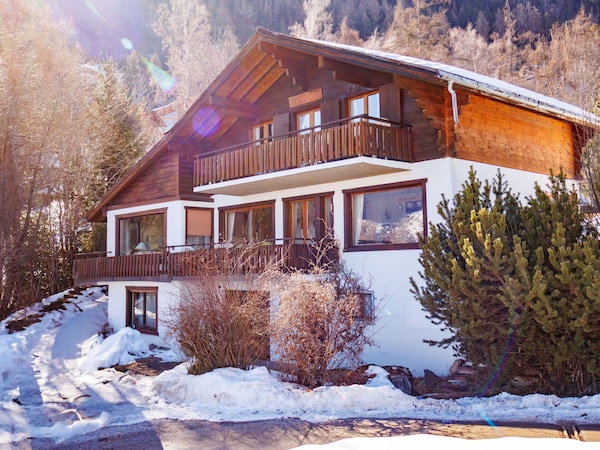 Atemberaubendes Alleinstehendes Ferienhaus Mit Tv, Terrasse, Haustiere Erlaubt Und Parkplatz - Veysonnaz
