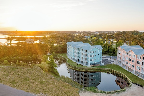Emerald Escape 3 Bedroom Condo At Hamilton Cay Reserve - Nags Head, NC