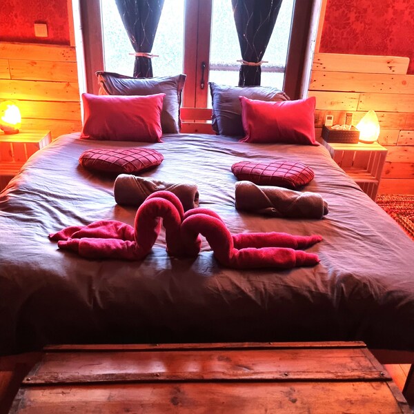 Romantic Wellness Guesthouse With Sauna, Whirlpool And Jacuzzi! - Verlaine