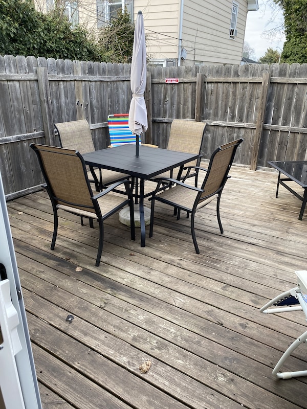 Charming 2-bedroom Unit In Long Branch, Nj. - Just Two Min Drive To The Beach! - Long Branch, NJ