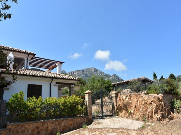 Attico Miramare - Sea And Mountain Views. Beach Within Walking Distance - Santa Maria Navarrese