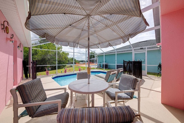 Cozy Home With South Facing Pool With Lake View - Davenport, FL