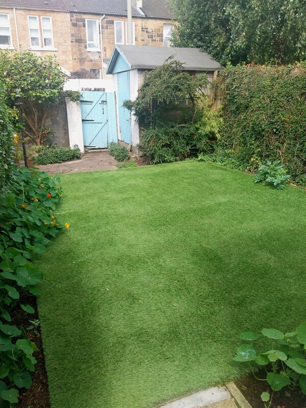 Beautiful Town House In Old Cathcart Village Only 15 Minutes From City Centre. - Glasgow