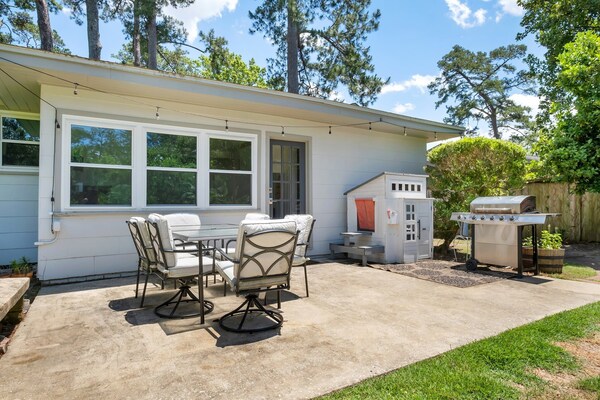 Charming 3/2 Midtown Home. Minutes From Fsu. Fenced Backyard. Pet-friendly. - Tallahassee, FL
