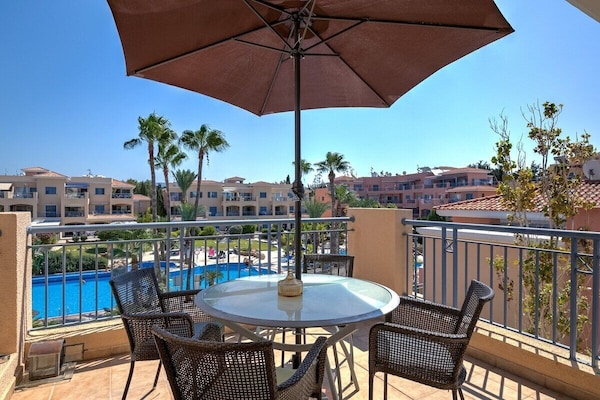 Limnaria Gardens Stylish Apartment - Paphos