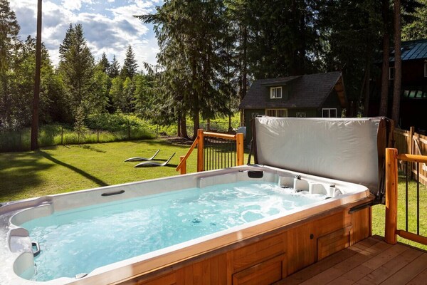 Best Family Vacation Rental In Shuswap - Blind Bay