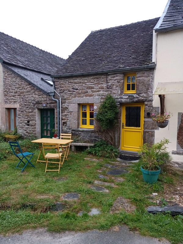 La Maison De Poupée - Réservoir de Saint-Michel