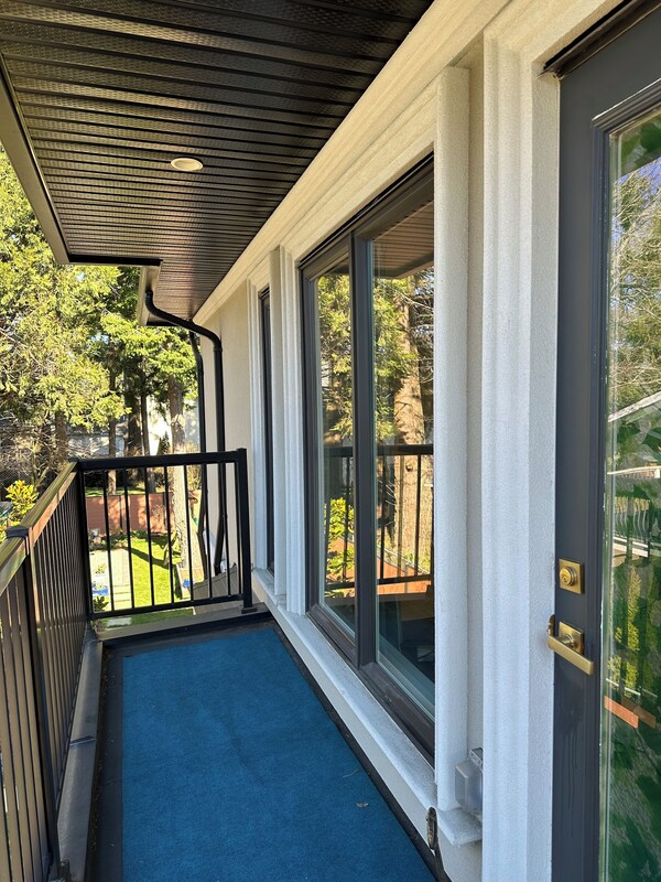 Spacious And Elegant 2-story Guest Suite With Ac, Wifi By Uvic - Saanich