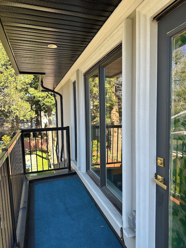 Spacious And Elegant 2-story Guest Suite With Ac, Wifi By Uvic - Saanich