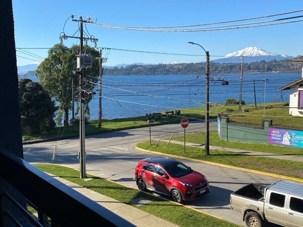 Depto Costero Con Vista Al Lago, Piscina Temperado Y Jacuzzi - Puerto Varas