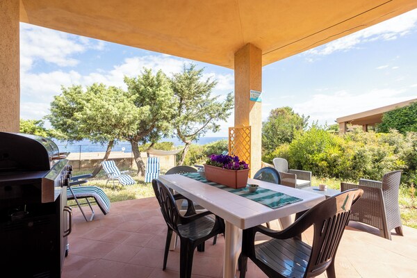 Villa 'Chiara' With Sea View, Wi-fi And Air Conditioning - Costa Paradiso