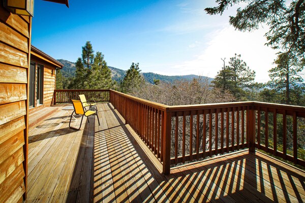Luxury View Lodge - Luxurious, Lake & Slope Views, Game Room, Jet Tub, Fireplace, Smart Tv, Bbq - Big Bear Lake, CA