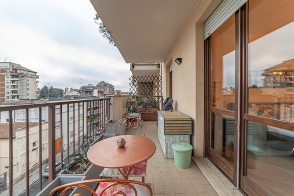 5' De La Universidad Bocconi Con 2 Dorm Y 2 Baños - Milano