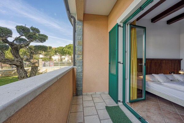Seaside Villa Marittima Apartment Izola, Izola, Slovenia - Izola