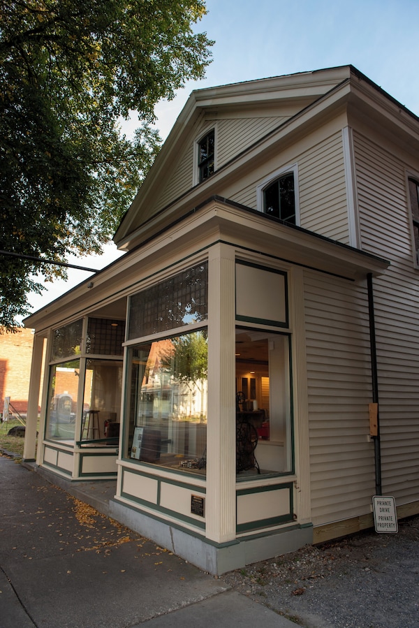 Vermont Downtown Oasis - Two Bedroom In Picturesque Downtown - Bennington, VT