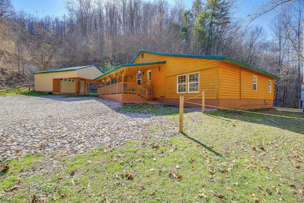 Cabin Close To Atv & Hiking Trails In Delbarton - West Virginia