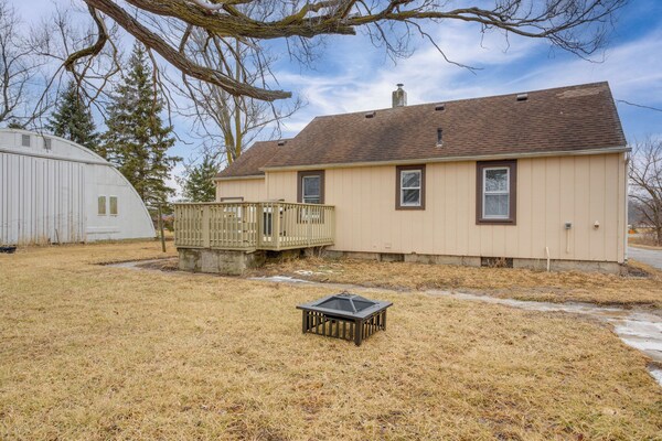 Rural Retreat Near Golf Courses In Ottawa Lake! - Riga, MI