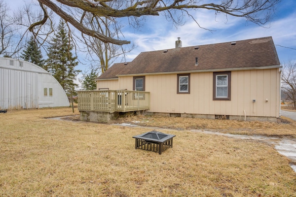 Rural Retreat Near Golf Courses In Ottawa Lake! - Riga, MI