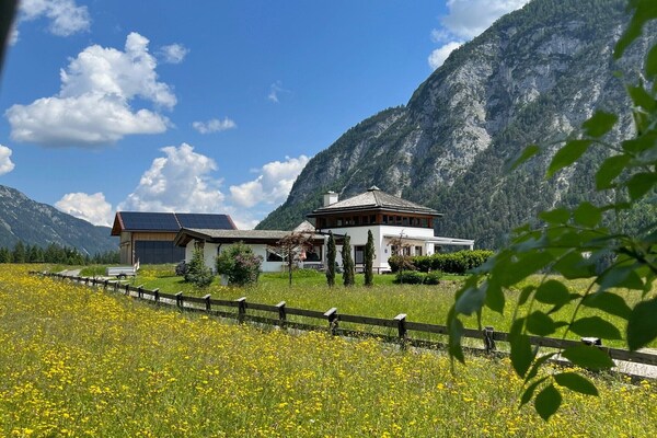 Chalet Leutasch Mit Loipe Und Bergblick - Zugspitze