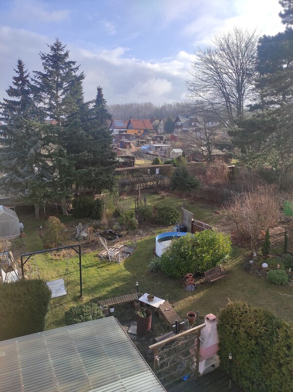 Ferienwohnung 'Rosie' Mit Gemeinschaftsgarten Und Wi-fi - Hohenstein-Ernstthal