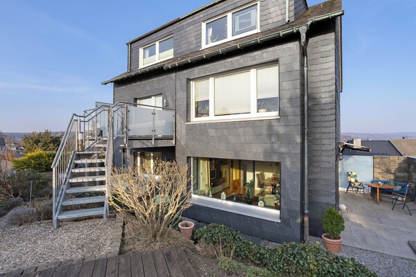 Ferienwohnung 'Auszeit' Mit Privater Terrasse, Gemeinschaftsgarten Und Wi-fi - Arnsberg