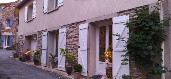Villa In Ardouane, In The Heart Of The Parc Naturel Régional Du Haut Languedoc, Voie Verte - Saint-Pons-de-Thomières