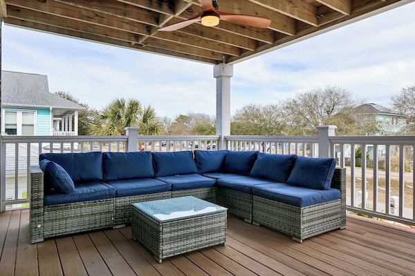 Kure Beach Retreat |Walk To Beach & Family Activities - North Carolina
