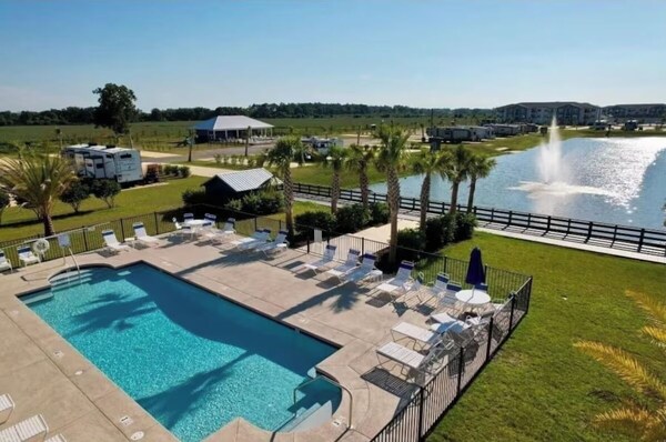 Luxury Rv Lot 67 In Grand Riviera Resort In Foley, Al. Minutes From All The Fun. - Orange Beach, AL