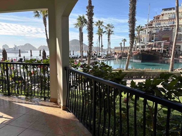 Spectacular Ocean View 3-bedroom Condo With Ac, Wifi In Exclusive Cabo San Lucas - Cabo San Lucas