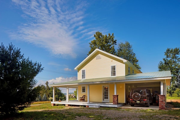 Spacious 5-bedroom House With Ac, Wifi In Charming Bemus Point - Jamestown, NY