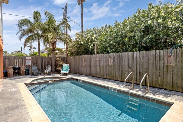 Beach Breeze - Game Room, Private Pool, Steps To The Beach! - South Padre Island, TX