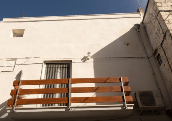 Room 'Belvedere' With Balcony, Wi-fi And Air Conditioning - Carovigno