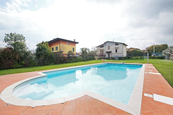 Camera 'Swan Matrimoniale Brown' Con Piscina Condivisa, Wi-fi E Aria Condizionata - Manerba del Garda