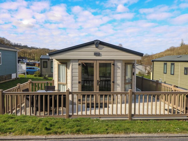 98 The Heron, Pet Friendly, With A Garden In New Quay - Aberaeron