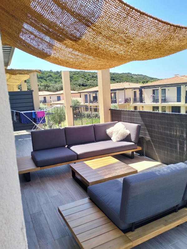 Rent Apartment Large Terrace And Swimming Pool Closed And Secure Residence - 보니파씨오
