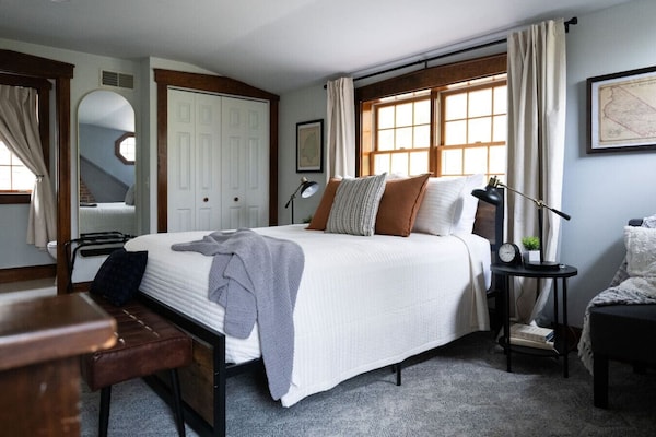 Farmette Guesthouse|fire Pit|private|creekside - Strasburg, PE USA